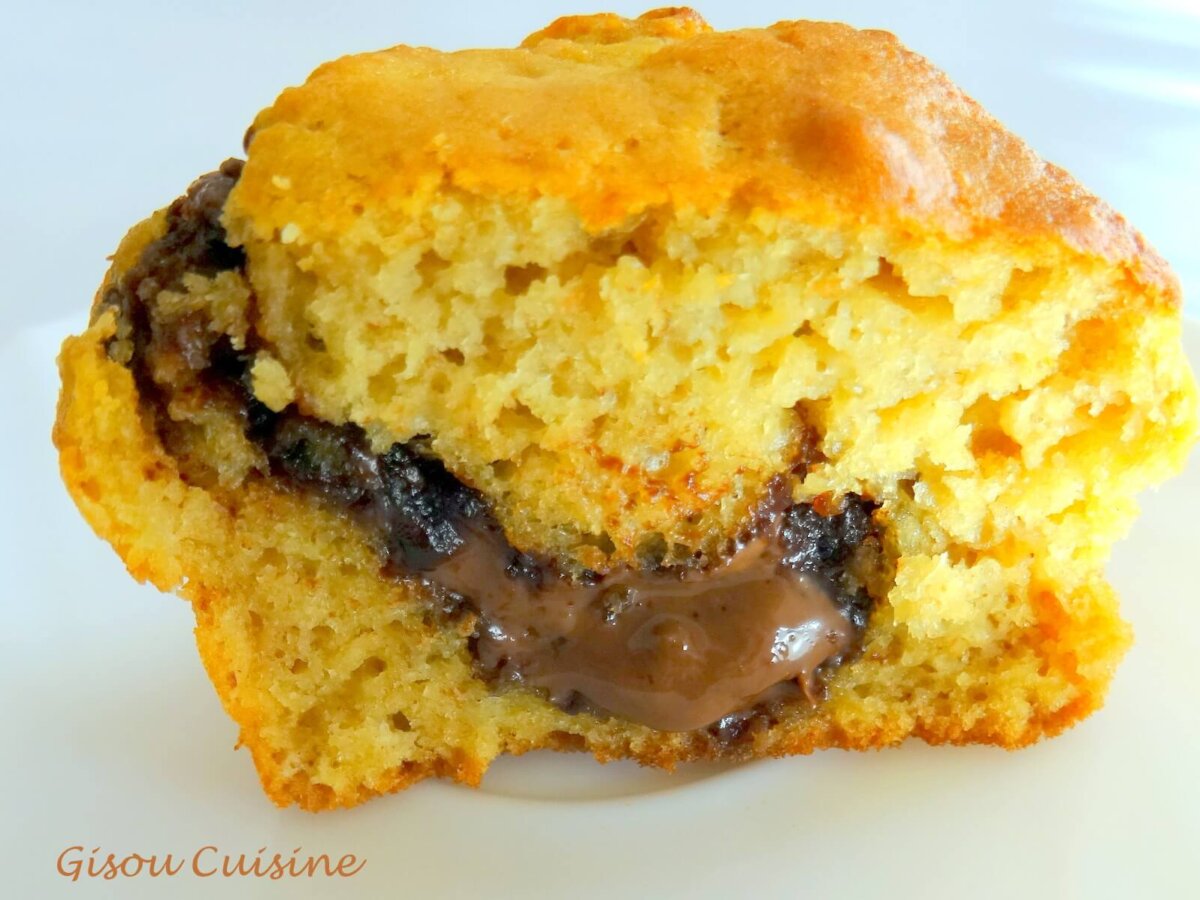 Fudgy Chocolate Heart Muffins | Cooking Gisou